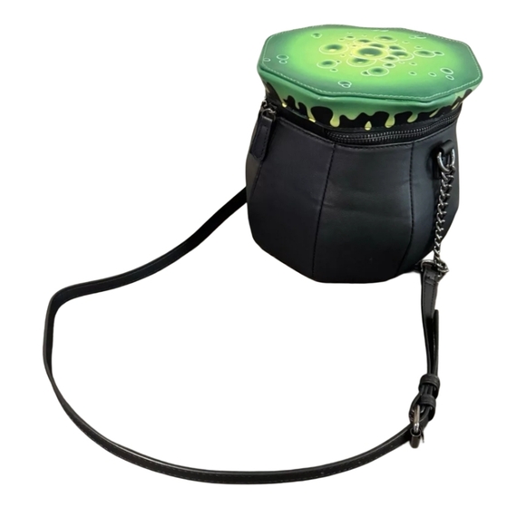 MAD Engine | Bags | Mad Engine Nwt Cauldron Witchy Viral Tiktok Purse ...